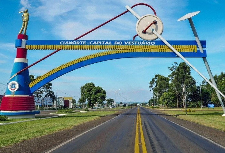 Reforma do Portal da Cidade de Cianorte interdita trecho da rodovia
